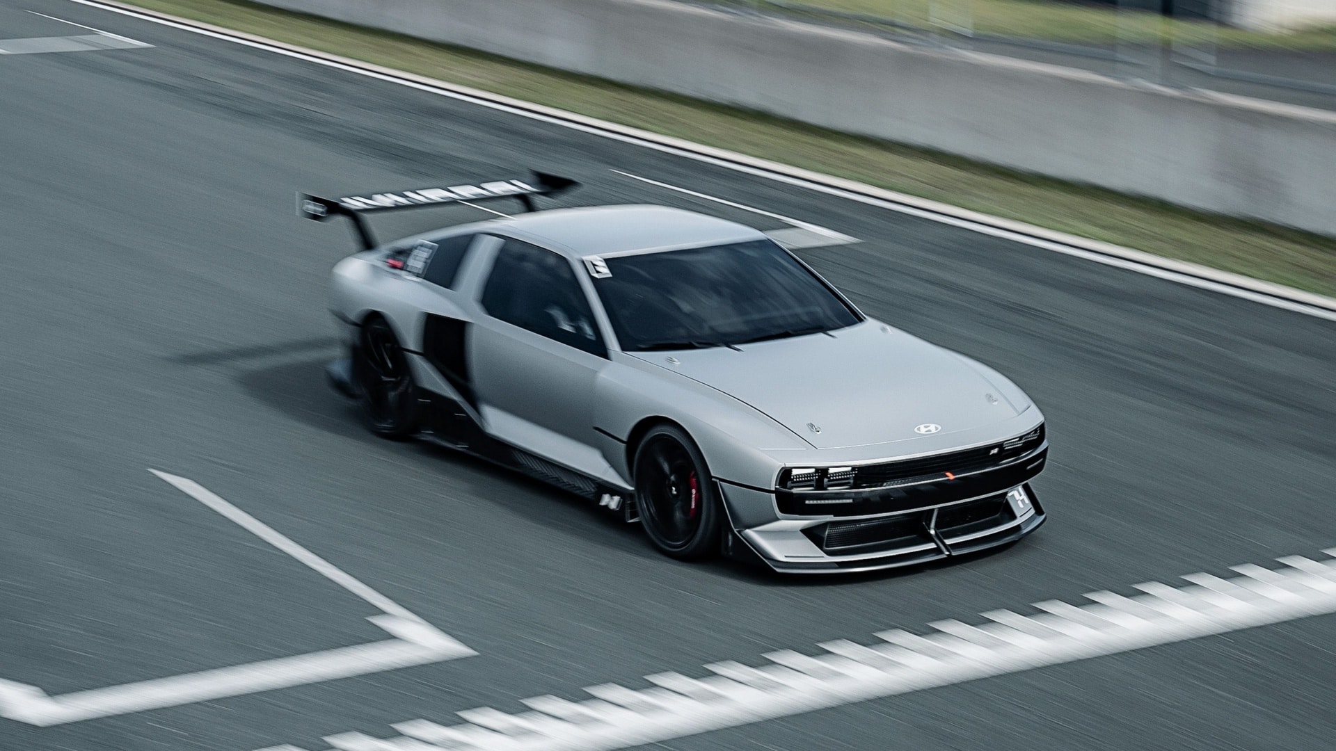 Arrivée en 2026 : La sportive Hyundai N74 à hydrogène