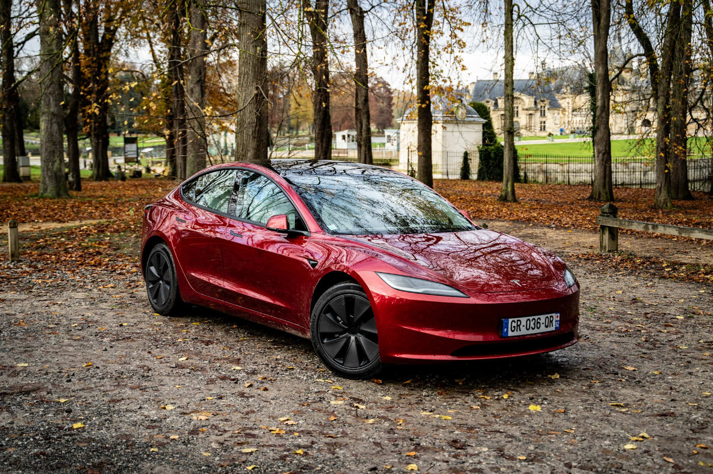 Nouveau record d'autonomie pour Tesla avec la Model 3 en France