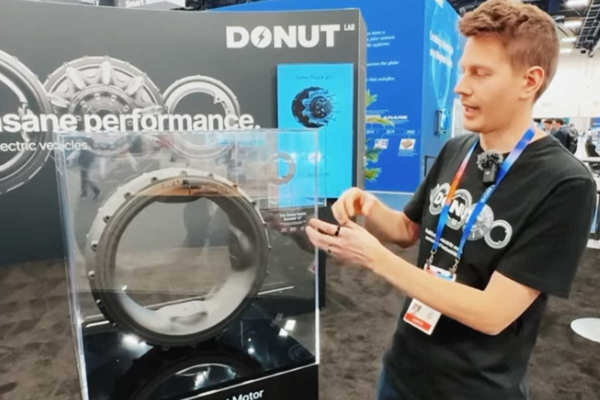 Ce moteur électrique de 860 ch révolutionne le monde des donuts et va ...
